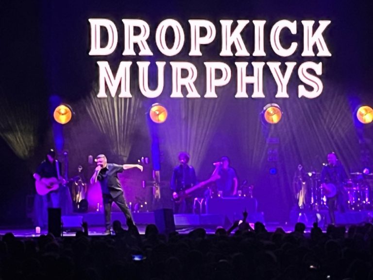 DROPKICK MURPHYS AU ZENITH – Gonzo Music