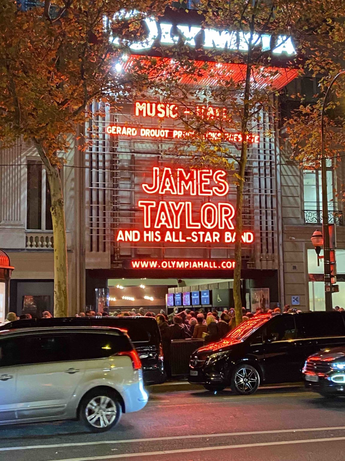 JAMES TAYLOR MISTER COOL À L’OLYMPIA – Gonzo Music